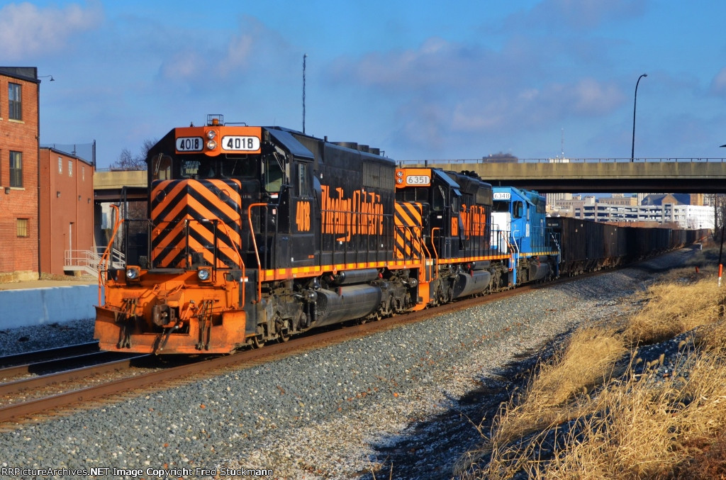 WE 4018 & Co. shove the empties with ease.